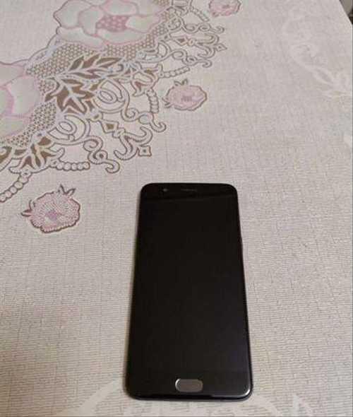 Телефон OnePlus 5