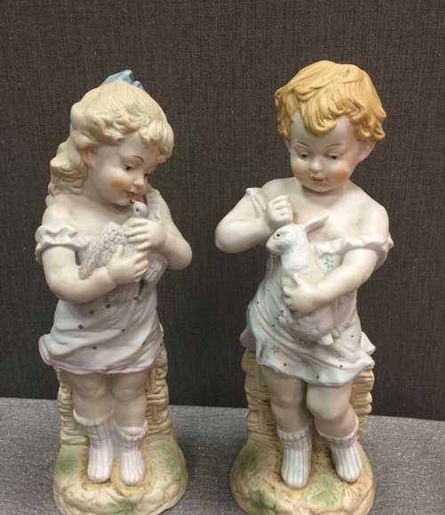 Антикварные парные статуэтки бисквит фарфор 19 век