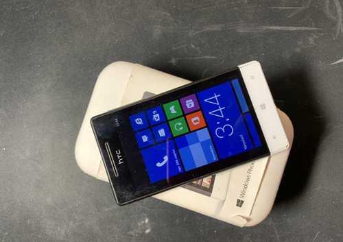 Телефон HTC 8s