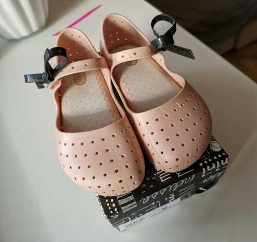 Продам туфли mini melissa Р-Р 28/29