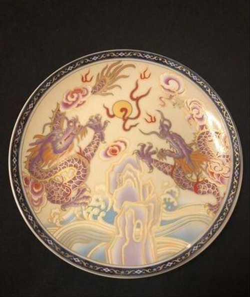 Декоративные настенные тарелки в азиатском стиле