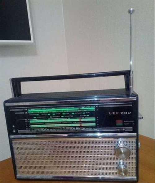 Радио приёмник VEF-202