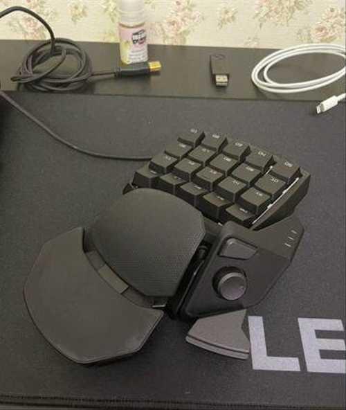 Кейпад Razer orbweaver chroma