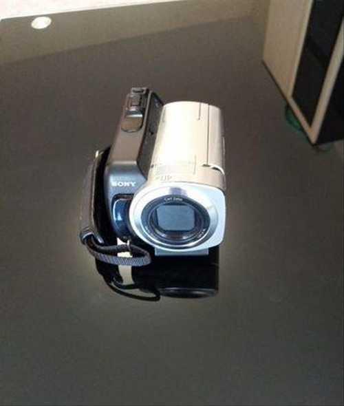 Продам Видеокамеру soni DCR-SR45