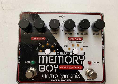 EHX Deluxe Memory Boy delay