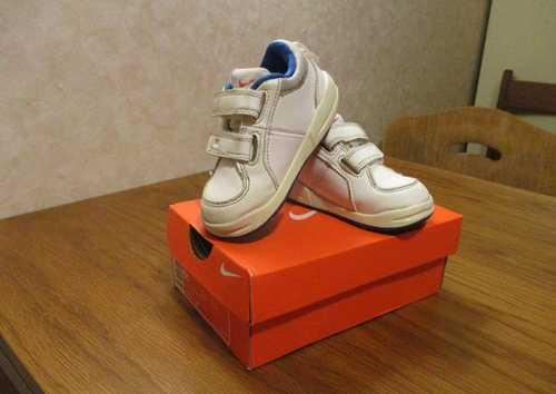 Кроссовки Nike Pico 4