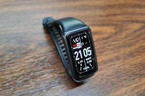 Умный браслет Huawei Band 6