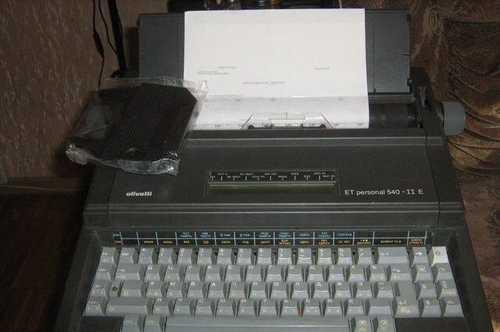 Электронная печатная пишущая машинка Olivetti