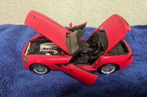 Dodge Viper SRT 10 maisto 1:18