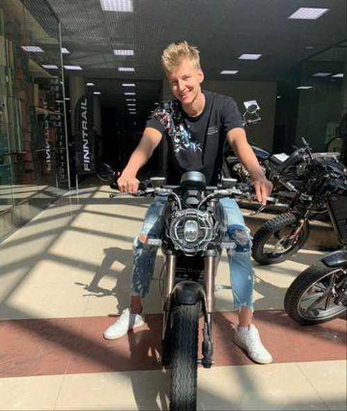 Электромотоцикл Super Soco TC Max