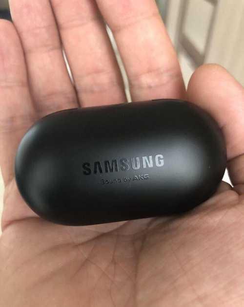 Гарнитура Bluetooth Samsung Galaxy Buds чёрная
