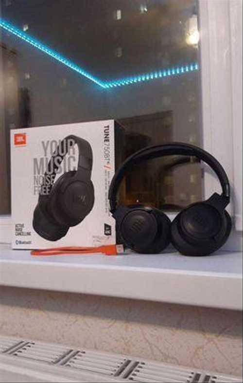 Беспроводные наушники jbl tune 750 BTns