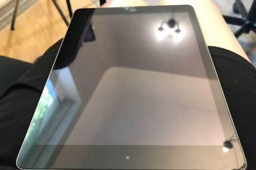 iPad a1822 wi fi 32 gb