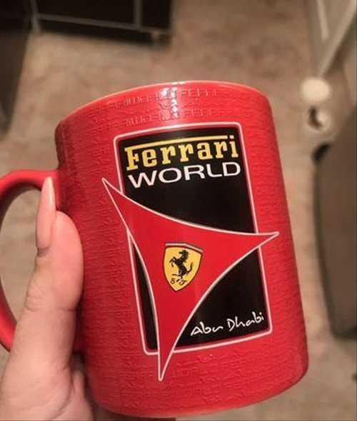Фирменная кружка Ferrari