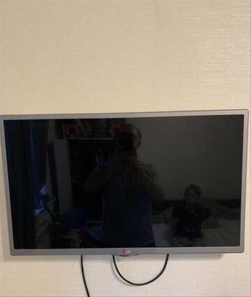 Телевизор smart tv LG 28LB498U