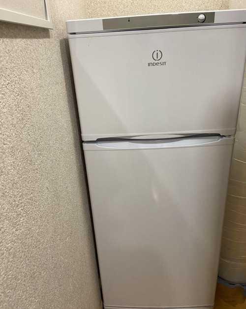 Холодильник indesit MD 14