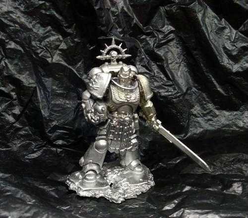 Warhammer 40000 Primaris Lieutenant Amulius Limite