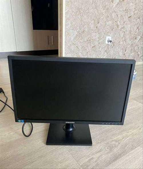 Монитор Samsung 21.5"