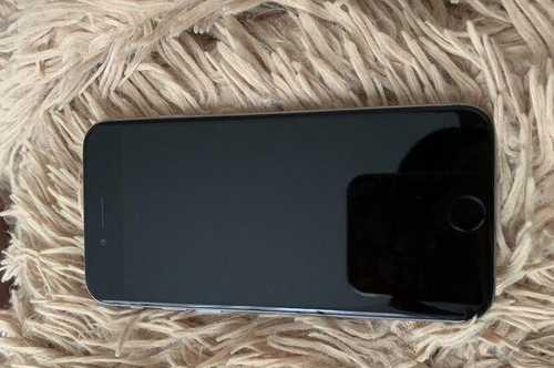 Телефон iPhone