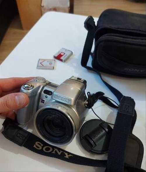 Фотоаппарат Sony DSC-H7