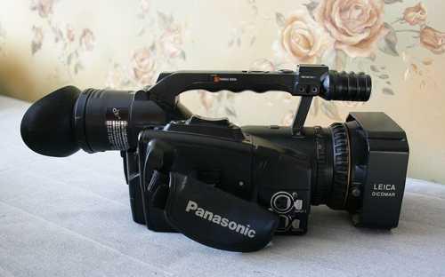 Видеокамера Panasonic AG-DVX100B