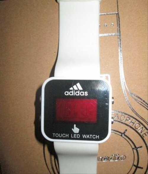Часы touch LED watch с логотипом Adidas