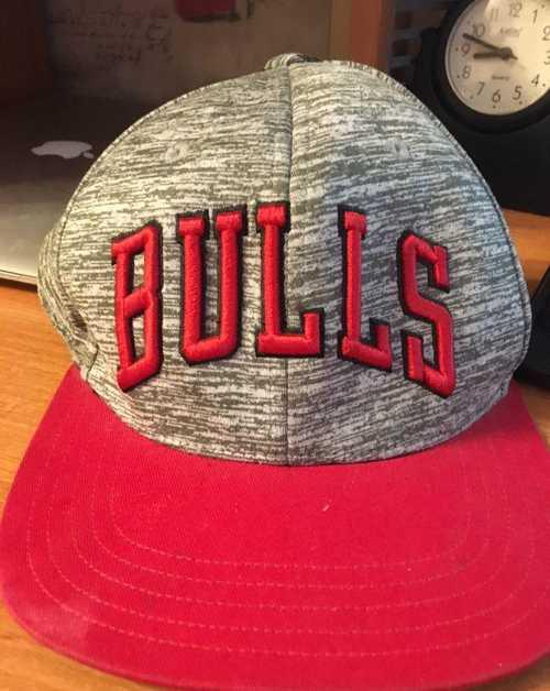 Бейсболка adidas Chicago Bulls