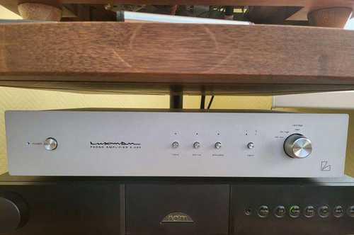 Фонокорректор Luxman E-200