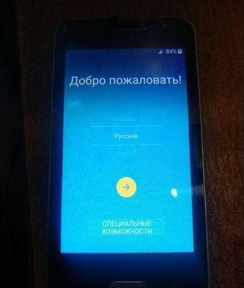 Смартфон бу samsung galaxy j1