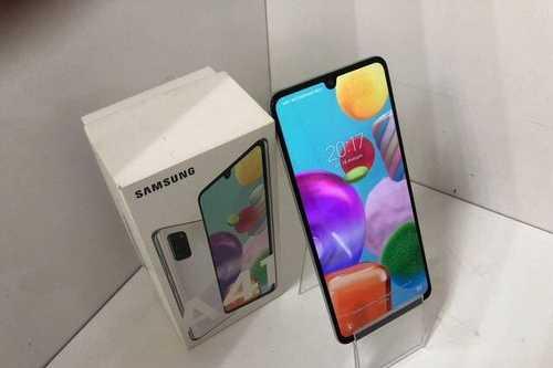 Мобильный телефон Samsung Galaxy A41