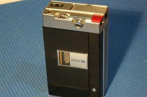 Винтажный кассетный магнитофон national RQ-210S
