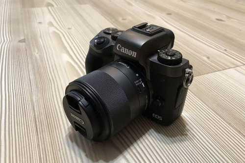 Canon EOS M5 + Canon EF-M 32 mm 1.4 STM
