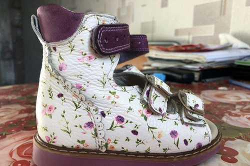 Босоножки для девочки 20 размер