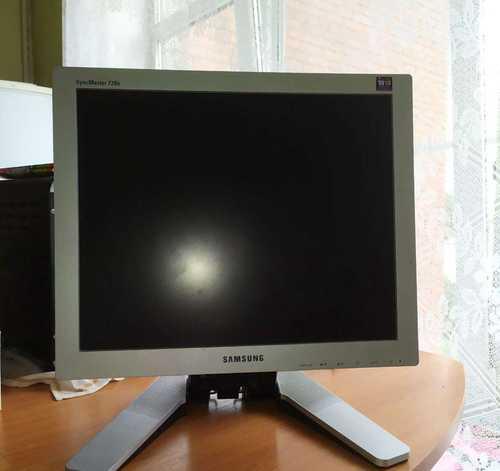 Монитор Samsung SyncMaster 720b