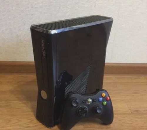 Xbox 360slim 250GB полный комплект