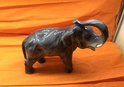 Фарфоровая статуэтка слон Sitzendorf