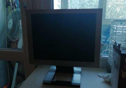 Монитор SAMSUNG SyncMaster 152T