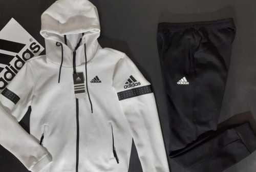 Спортивный костюм Adidas