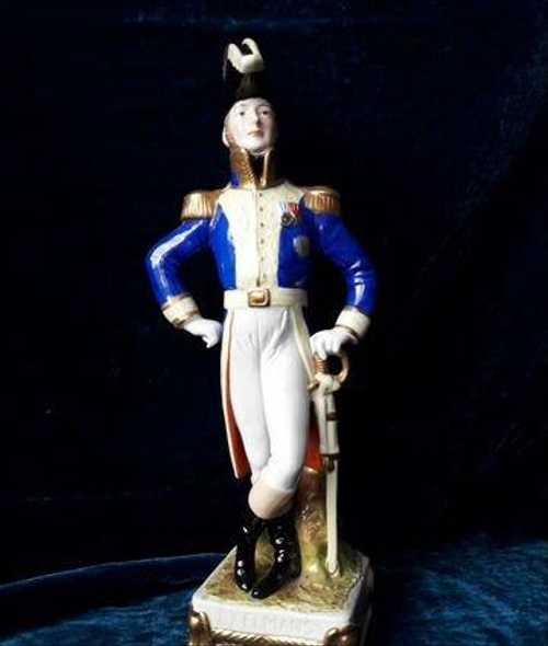 Фарфоровая статуэтка.Маршал Наполеона.Шайбе-Альбах