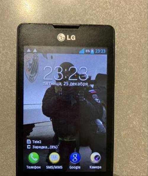 Телефон LG E440