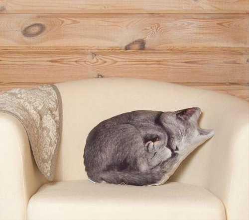 Кошка. Подушка в виде спящей кошки