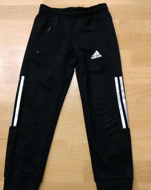 Спортивные штаны adidas
