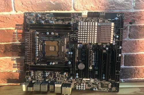 Материнская плата Gigabyte GA-X79-UD3