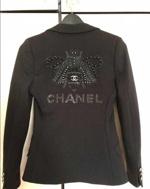 Шикарный пиджак Chanel