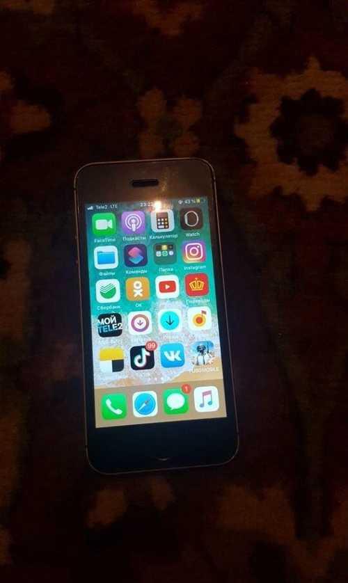 Телефон iPhone 5se