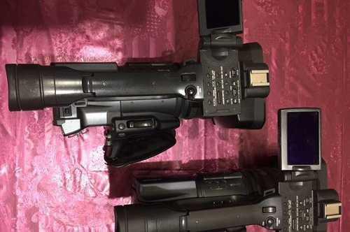 Профессиональная видеокамера Sony DCR-VX2200E
