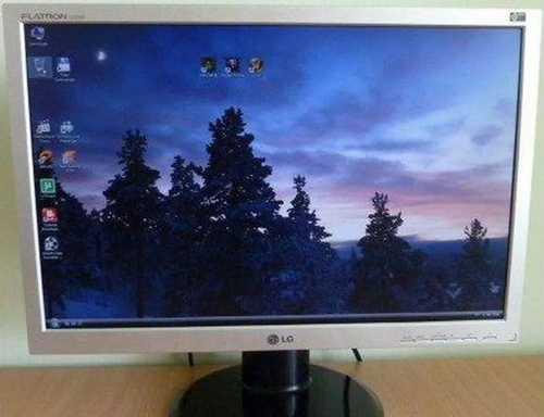 Монитор LG flatron L222WS