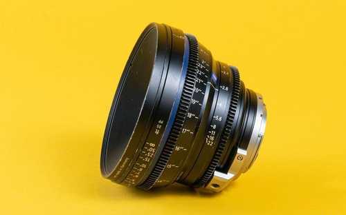 Carl Zeiss CP.2 35 f/2.1 T (байонет EF и PL)