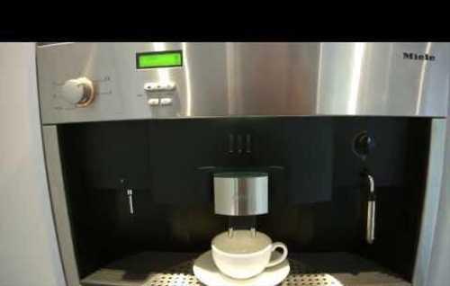 Встраиваемая кофемашина Miele CVA 620