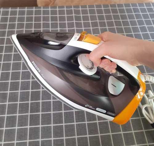 Утюг Phillips Azur Steam Iron GS4555